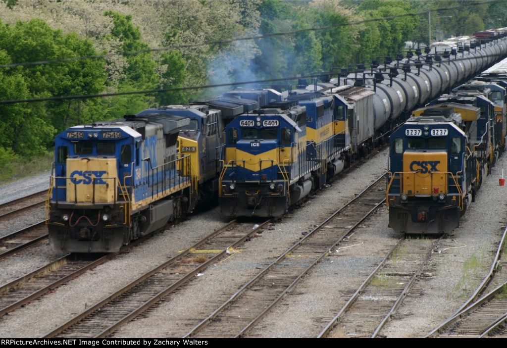 CSX 7549 428 ICE 6401 6404